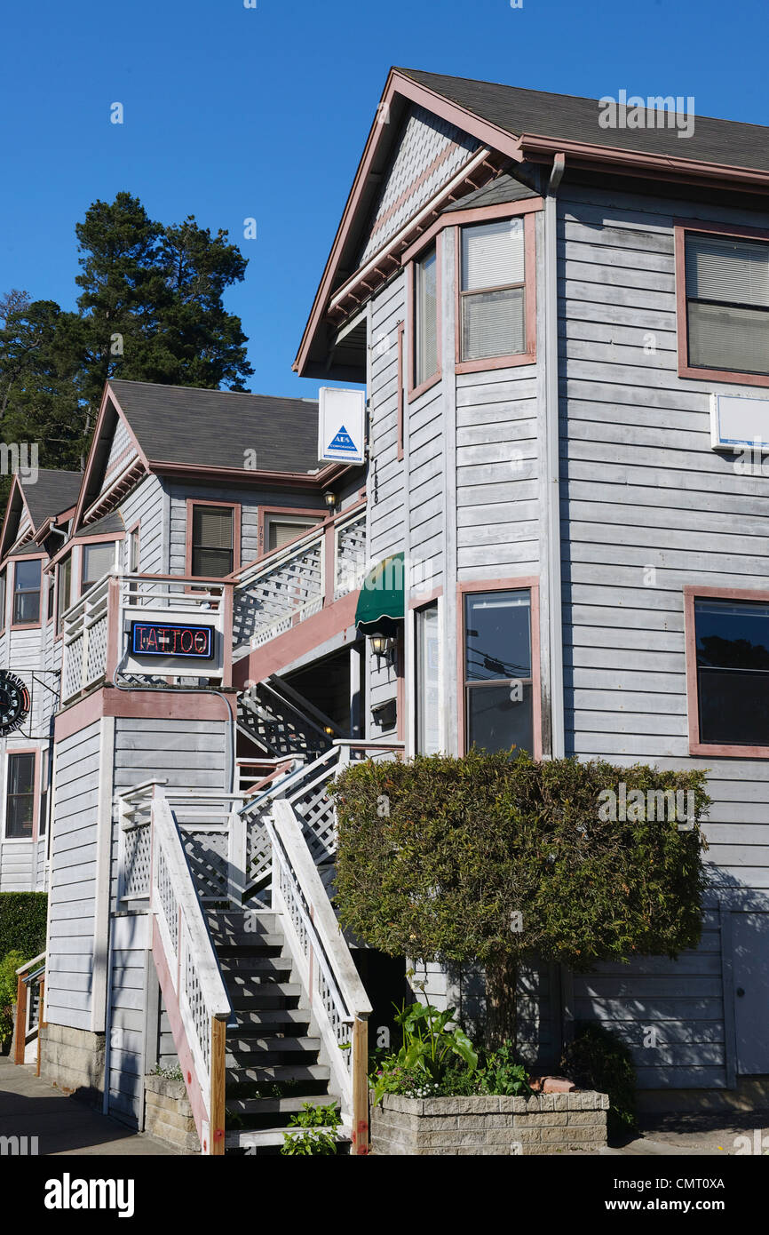 run down old house usa traditional Stock Photo - Alamy