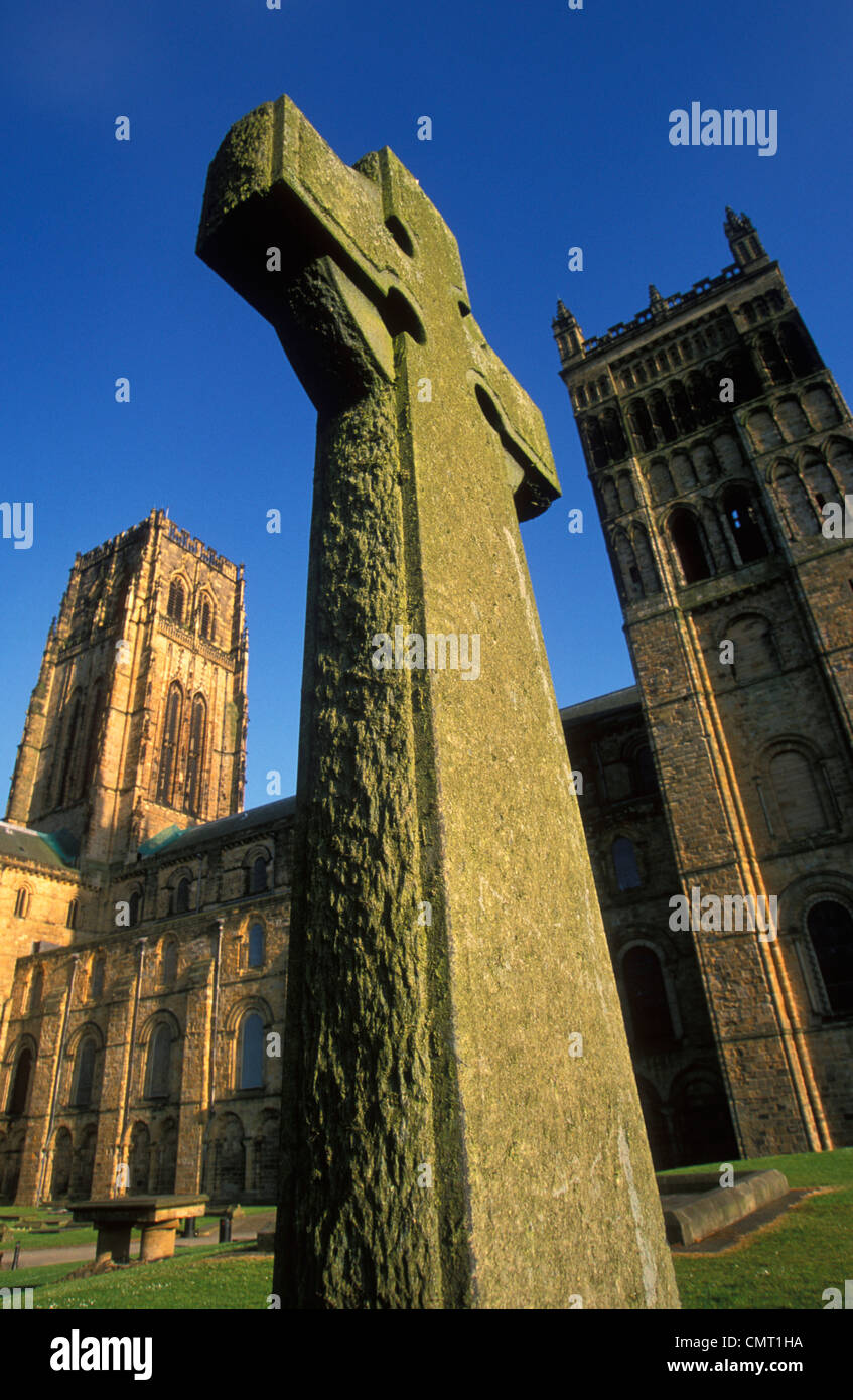 Durham cathedral tomb hi-res stock photography and images - Alamy