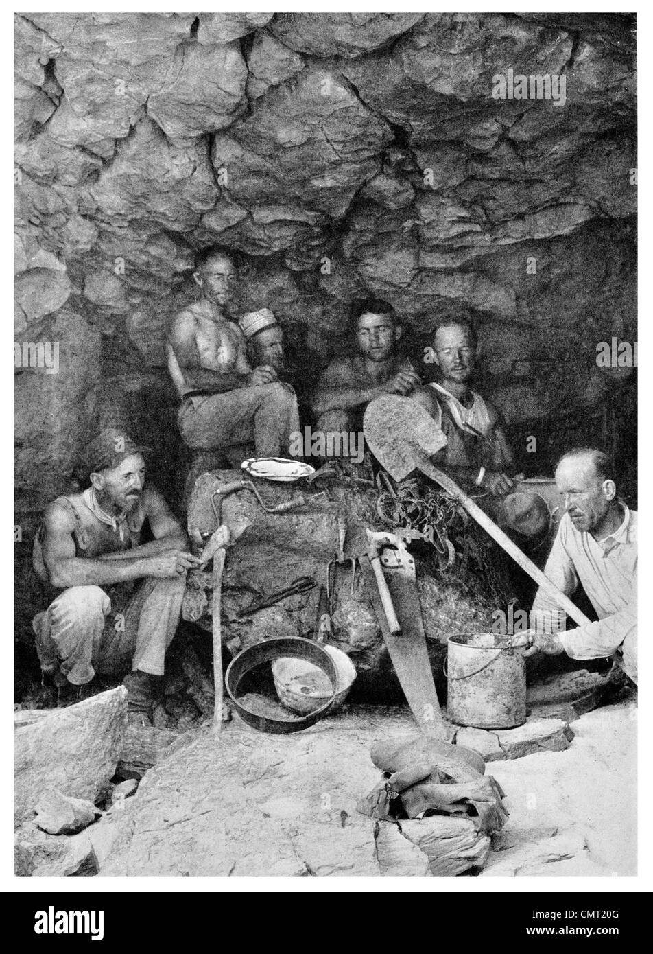 Trappers historical hi-res stock photography and images - Alamy