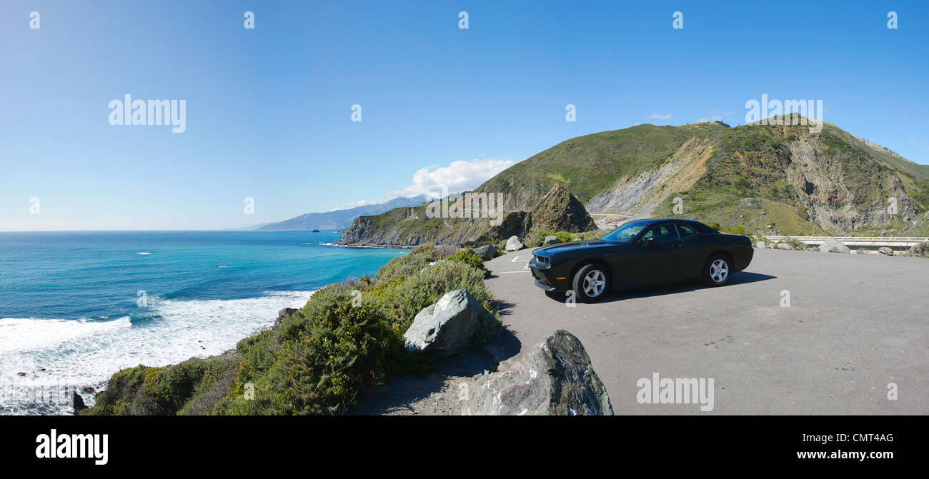 Cliff Edge Car High Resolution Stock Photography and Images - Alamy
