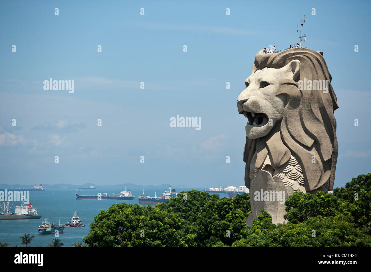 Merlion Statue on Sentosa Island, Singapore Stock Photo - Alamy
