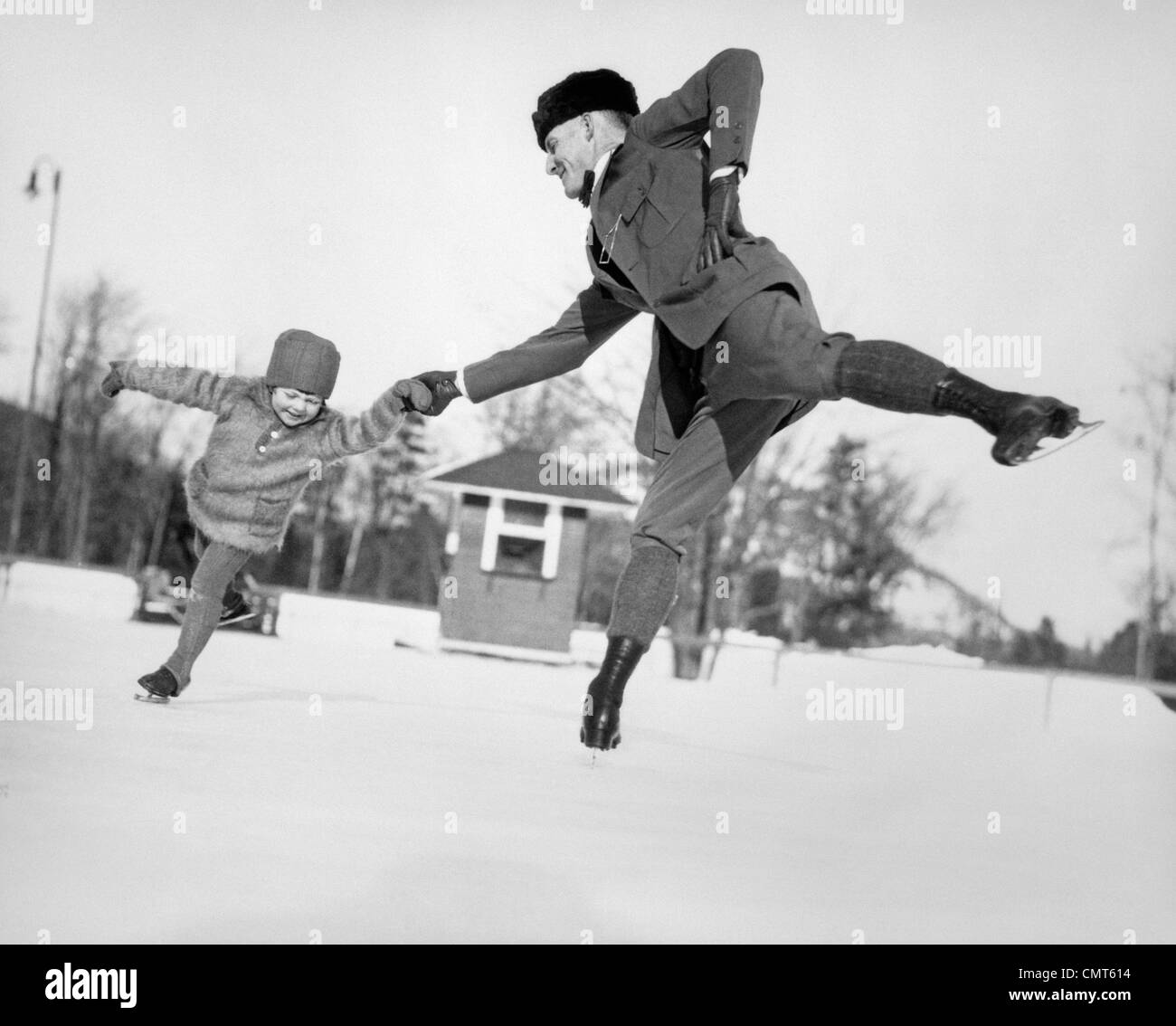 Figure skating pair Black and White Stock Photos & Images - Alamy