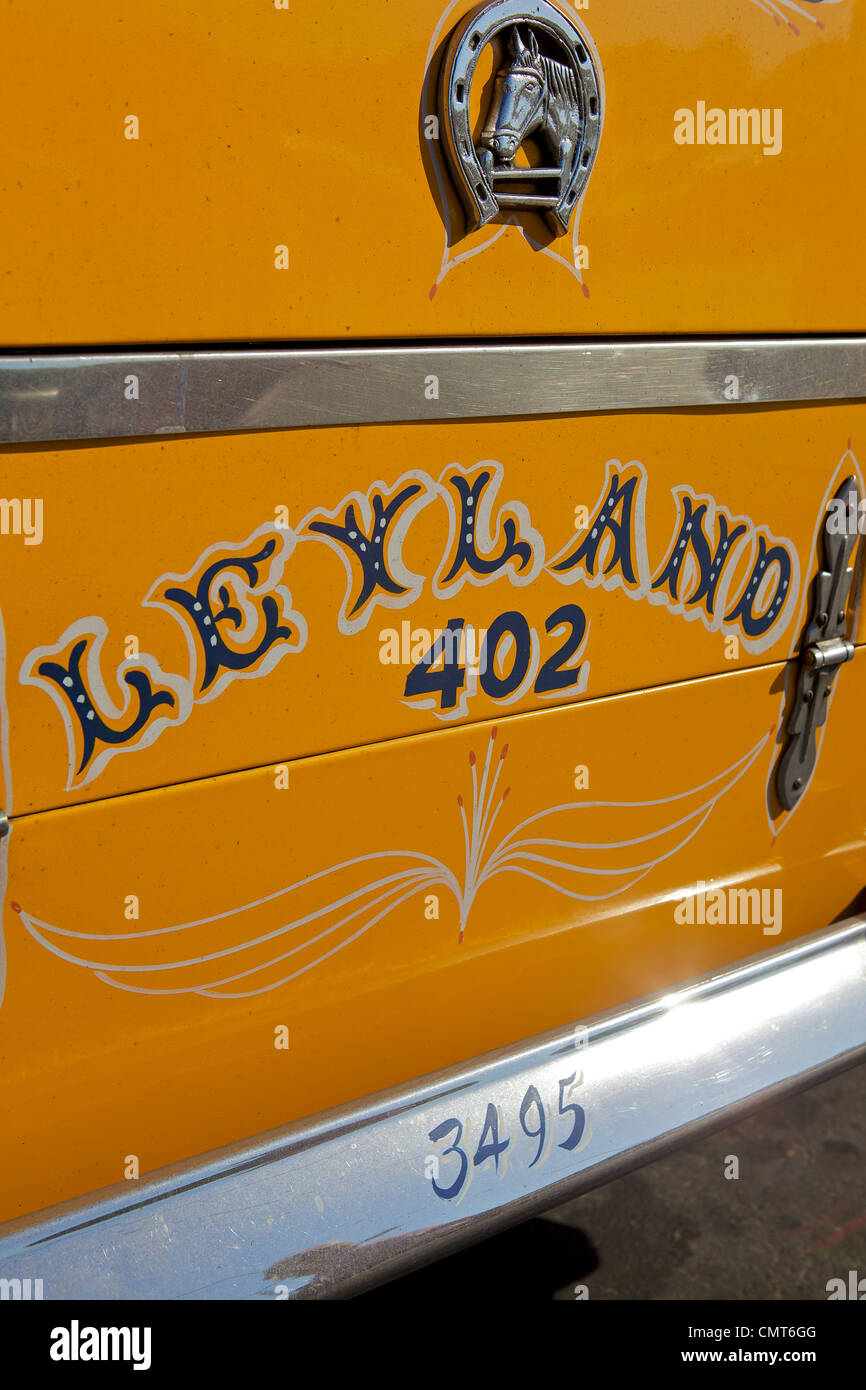 Leyland bus badge hi-res stock photography and images - Alamy