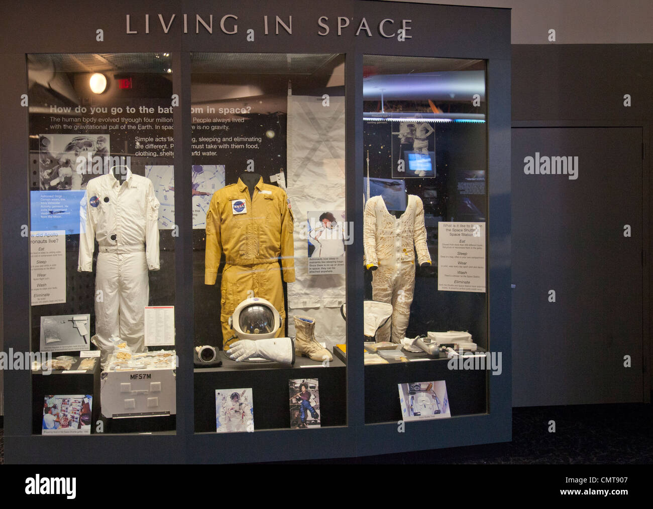Nasa space suit museum hi-res stock photography and images - Alamy