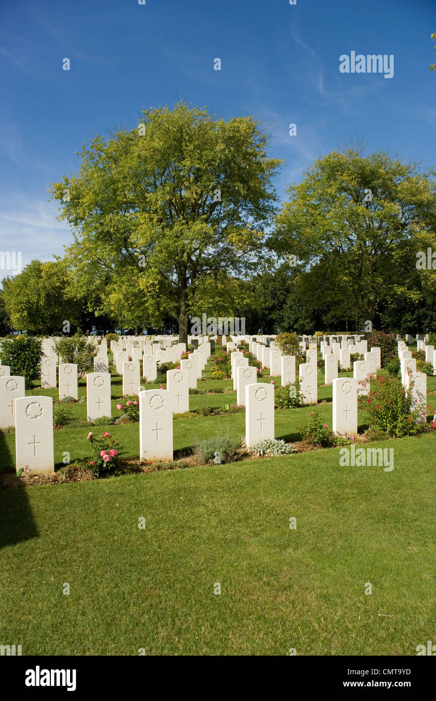Commonwealth War Graves Commision Canadian Cemetery at Beny sur Mer ...