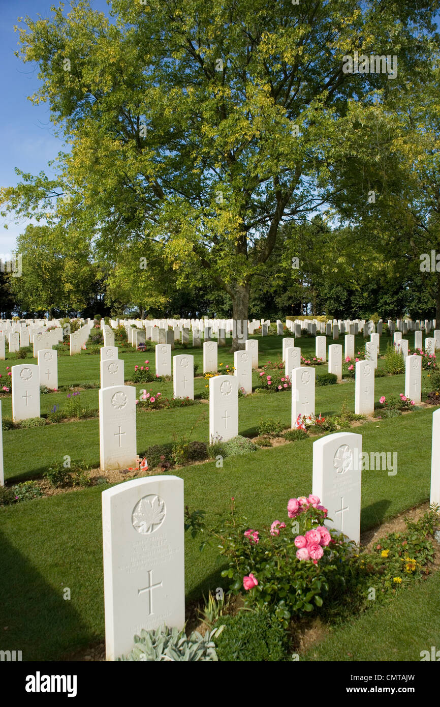 Commonwealth War Graves Commision Canadian Cemetery at Beny sur Mer ...