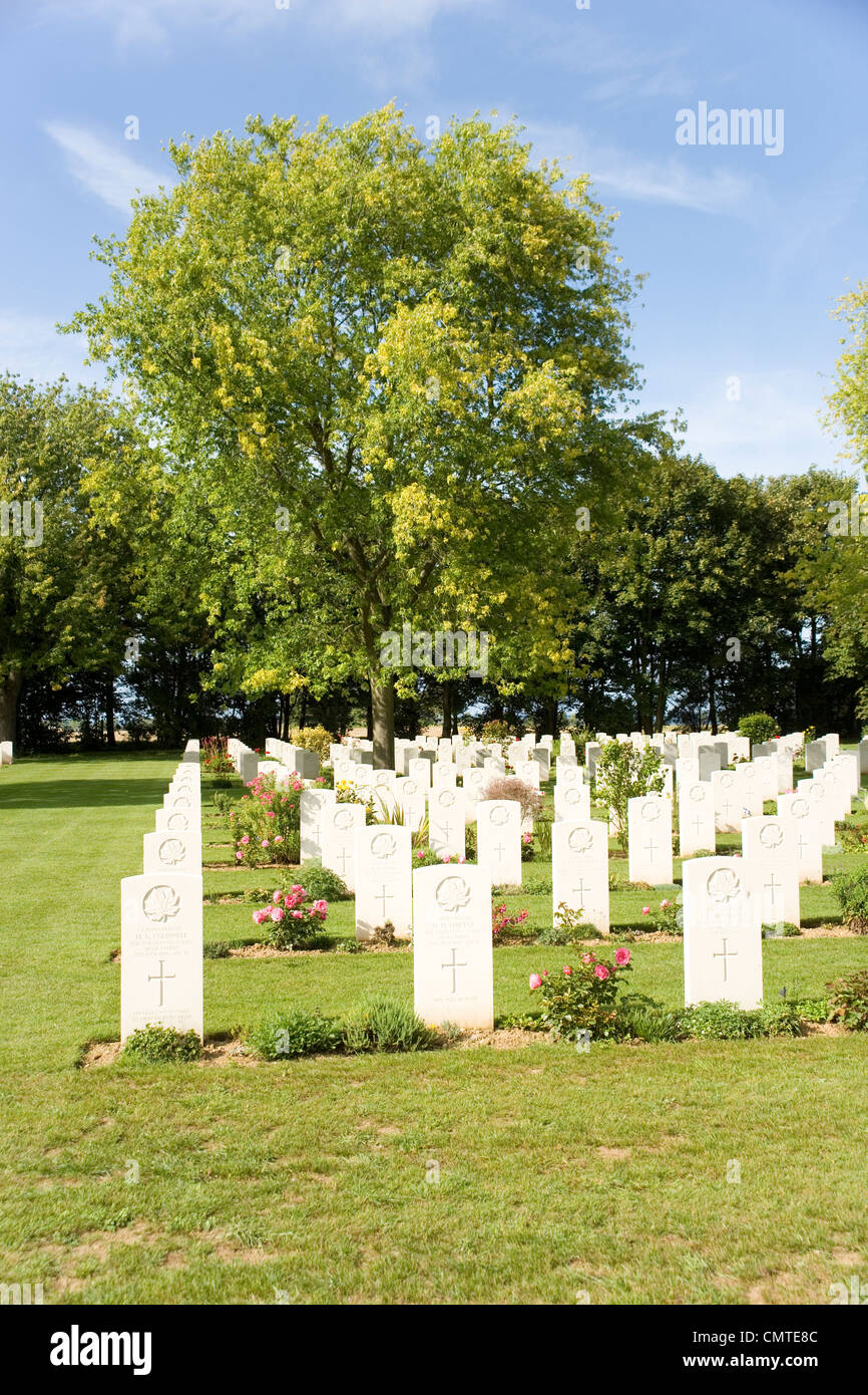 Commonwealth War Graves Commision Canadian Cemetery at Beny sur Mer ...