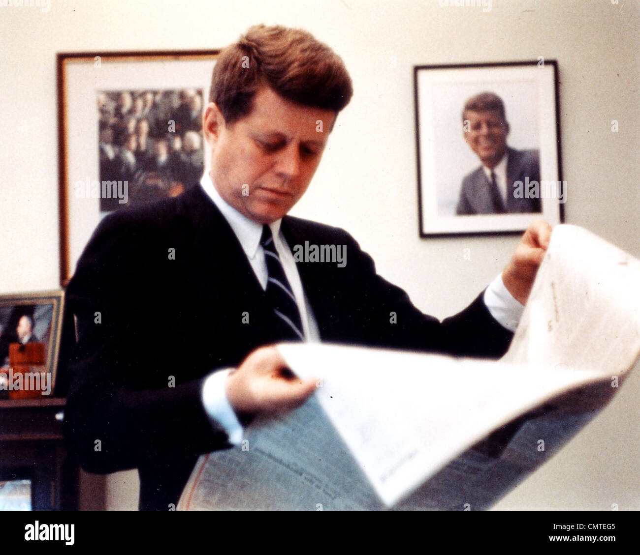 President john kennedy white house hi-res stock photography and images ...