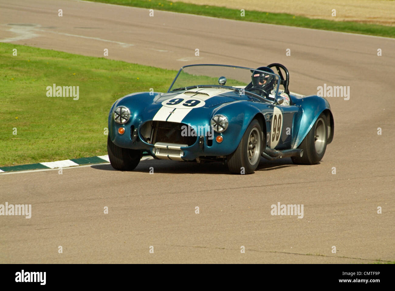 Goodwood festival of speed classic car racing Stock Photo - Alamy