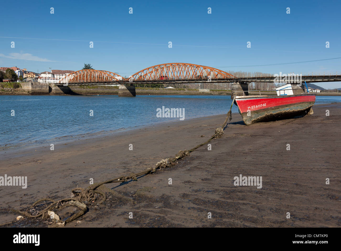 Colindres bridge hi-res stock photography and images - Alamy