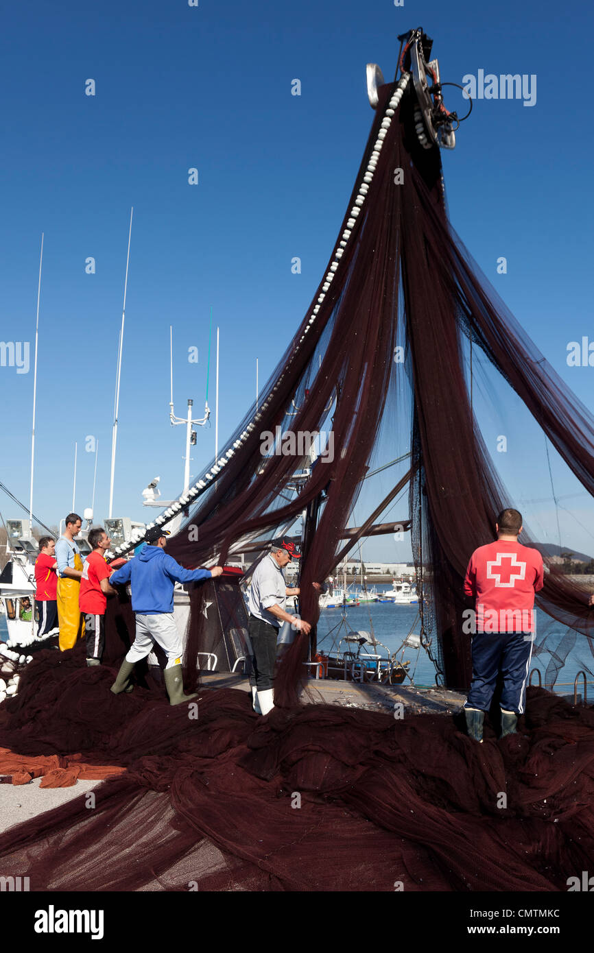 Fishermans, Colindres, Cantabria, Spain Stock Photo - Alamy