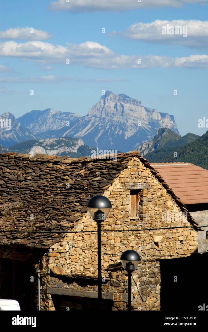 Pyranees mountains france hi-res stock photography and images - Alamy