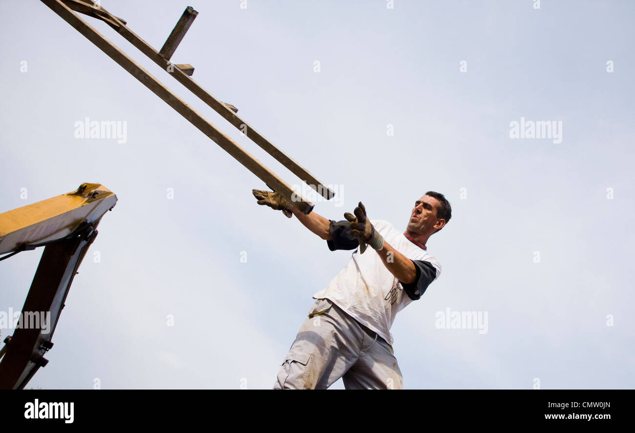 Junkyard iron pipes hi-res stock photography and images - Alamy