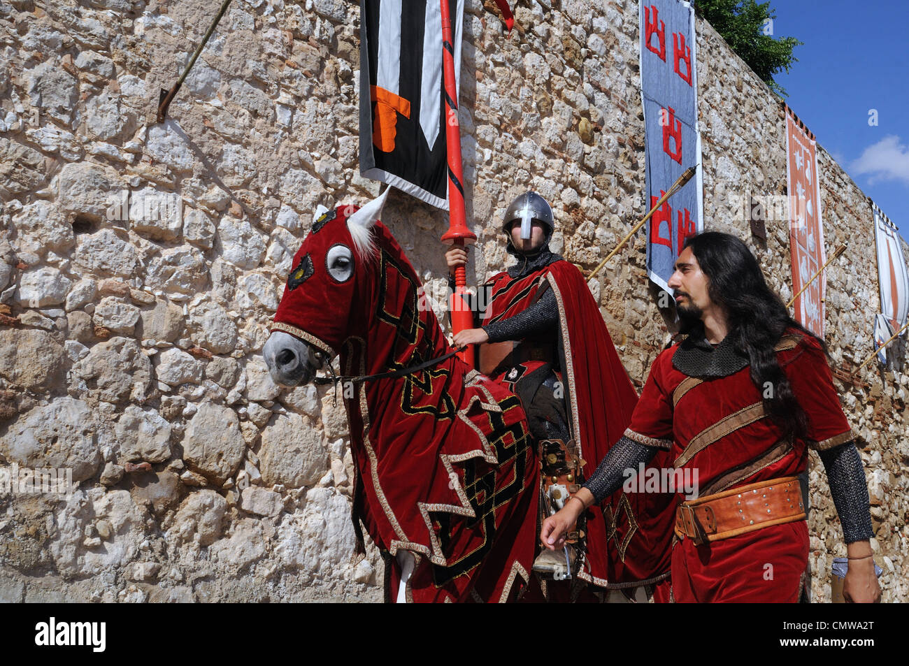 Escudero medieval hi-res stock photography and images - Alamy