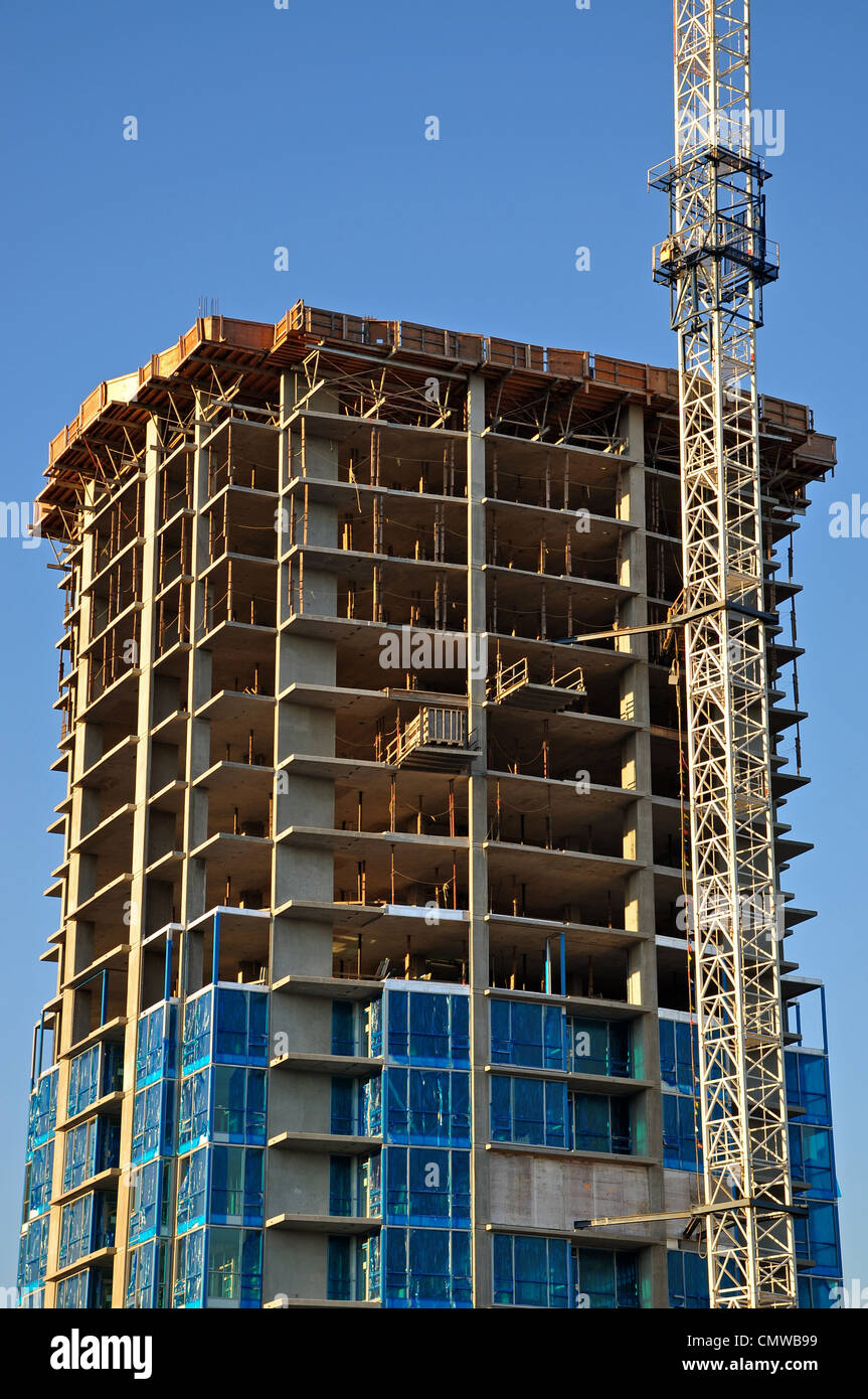 Highrise concrete hi-res stock photography and images - Alamy