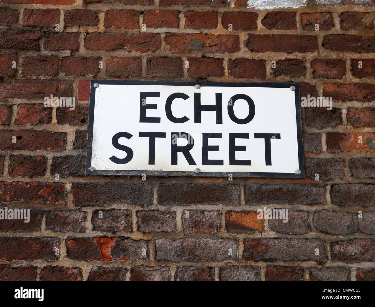 Echo street name on wall Stock Photo - Alamy