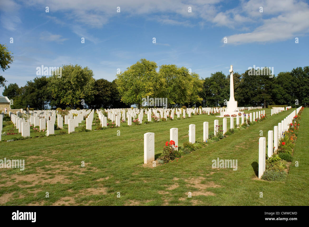 Commonwealth War Graves Commision Canadian Cemetery at Beny sur Mer ...