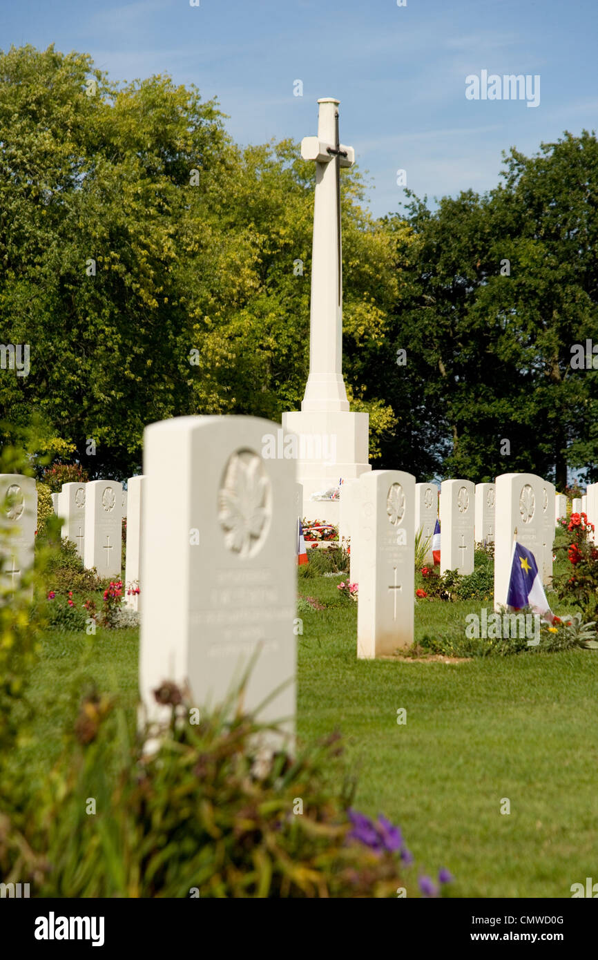 Commonwealth War Graves Commision Canadian Cemetery at Beny sur Mer ...