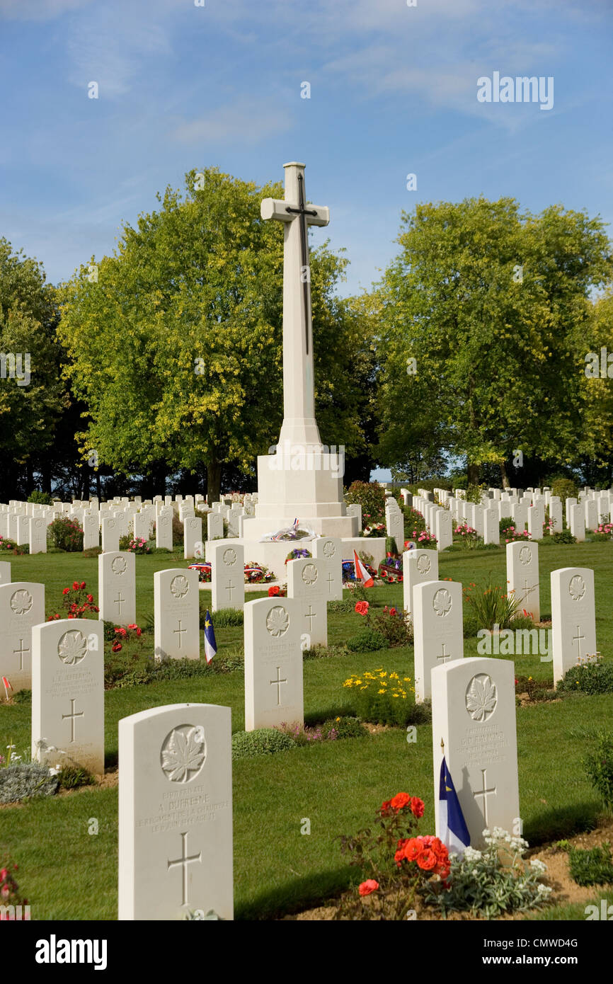 Commonwealth War Graves Commision Canadian Cemetery at Beny sur Mer ...