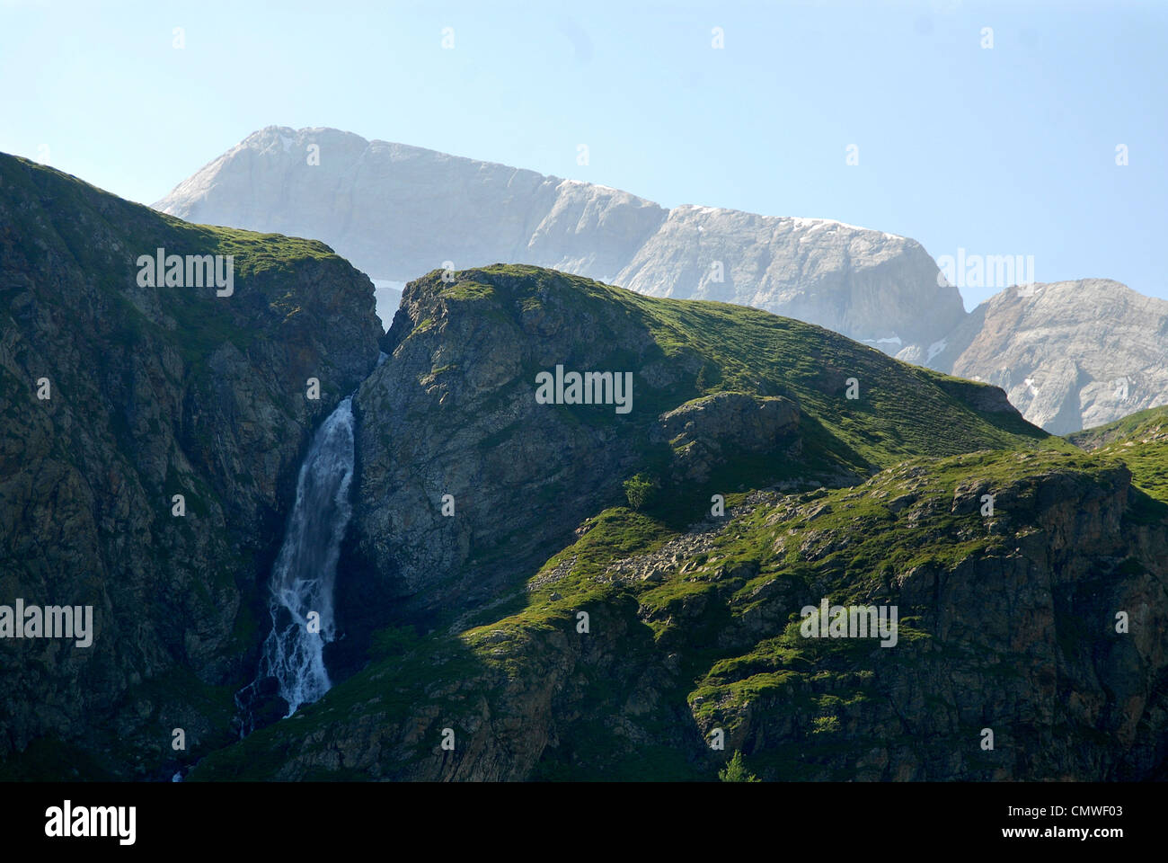 Pyranees mountains france hi-res stock photography and images - Alamy