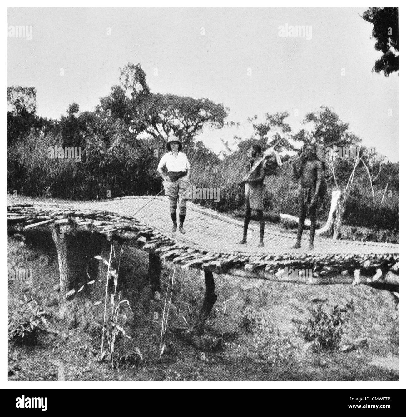 Rope bridge drawing hi-res stock photography and images - Alamy