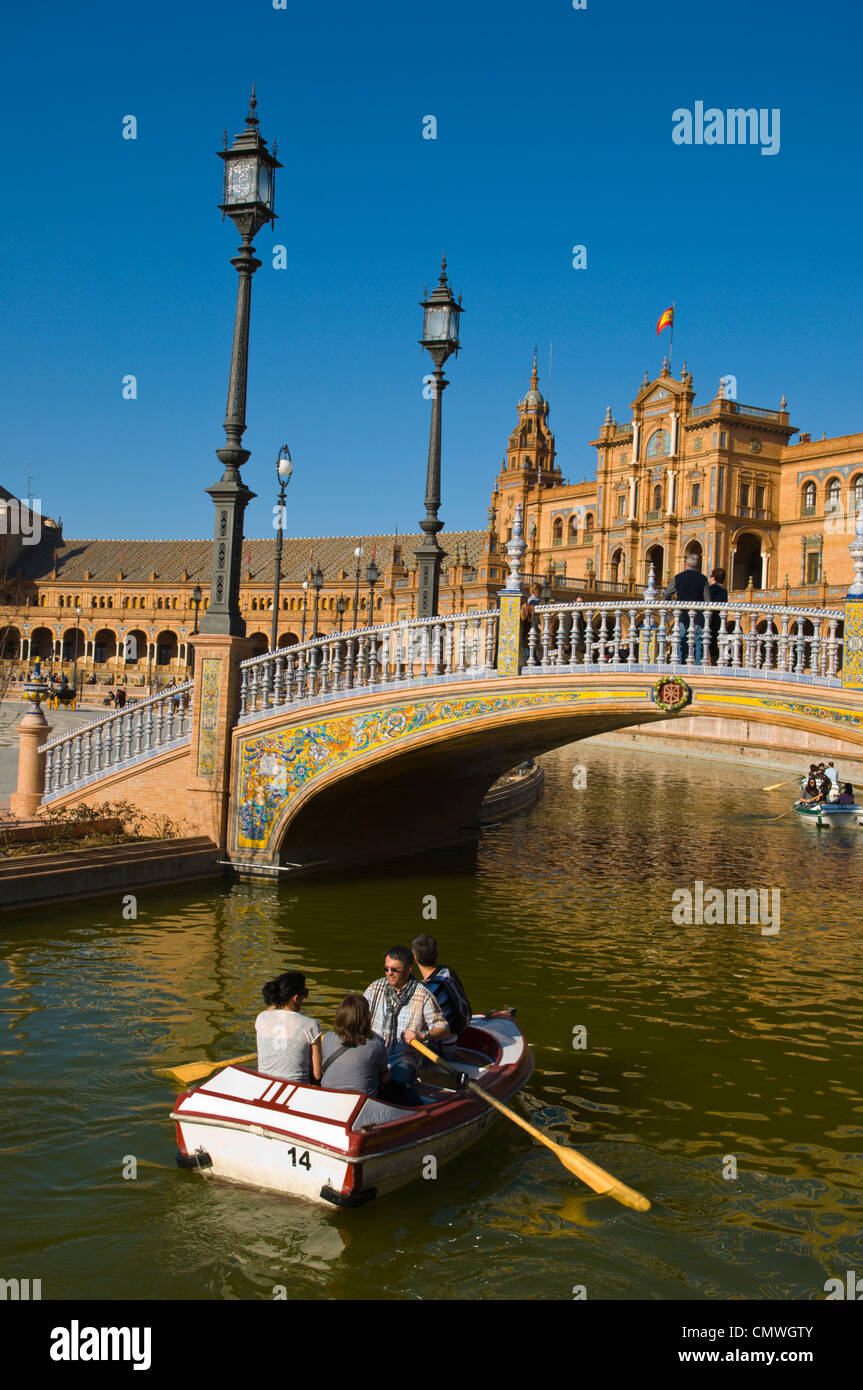 Seville spain rowing boat plaza hi-res stock photography and images - Alamy