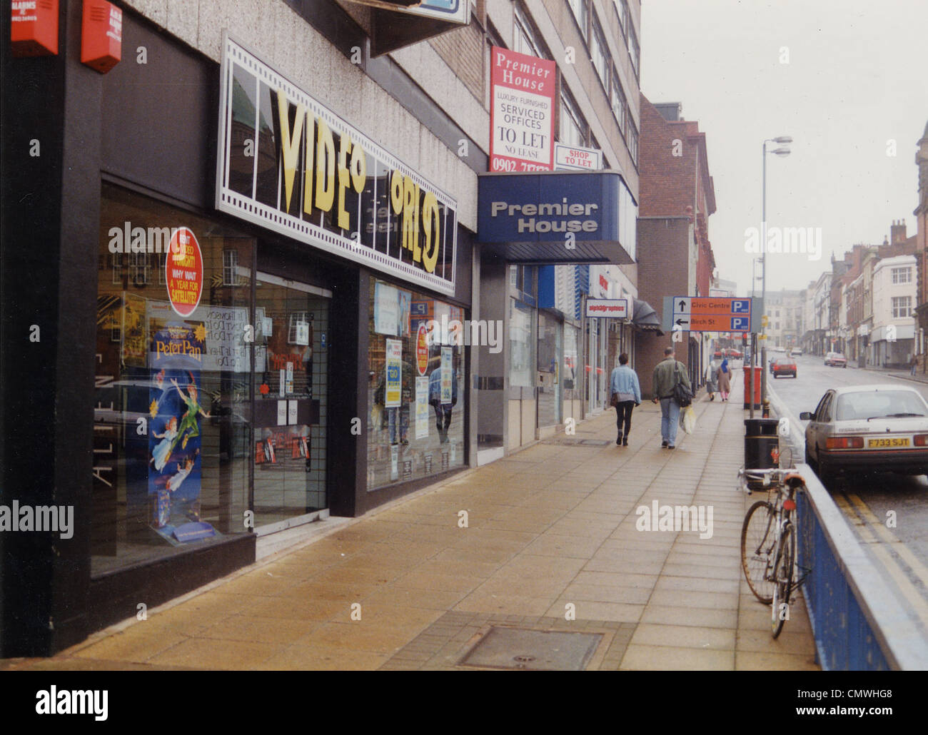 Darlington Street, Wolverhampton, 34060. A footpath in Darlington ...
