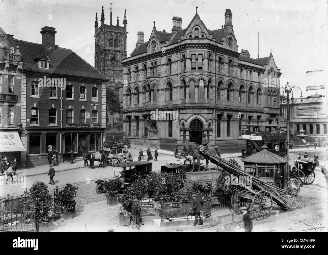 Wolverhampton town centre hi-res stock photography and images - Alamy