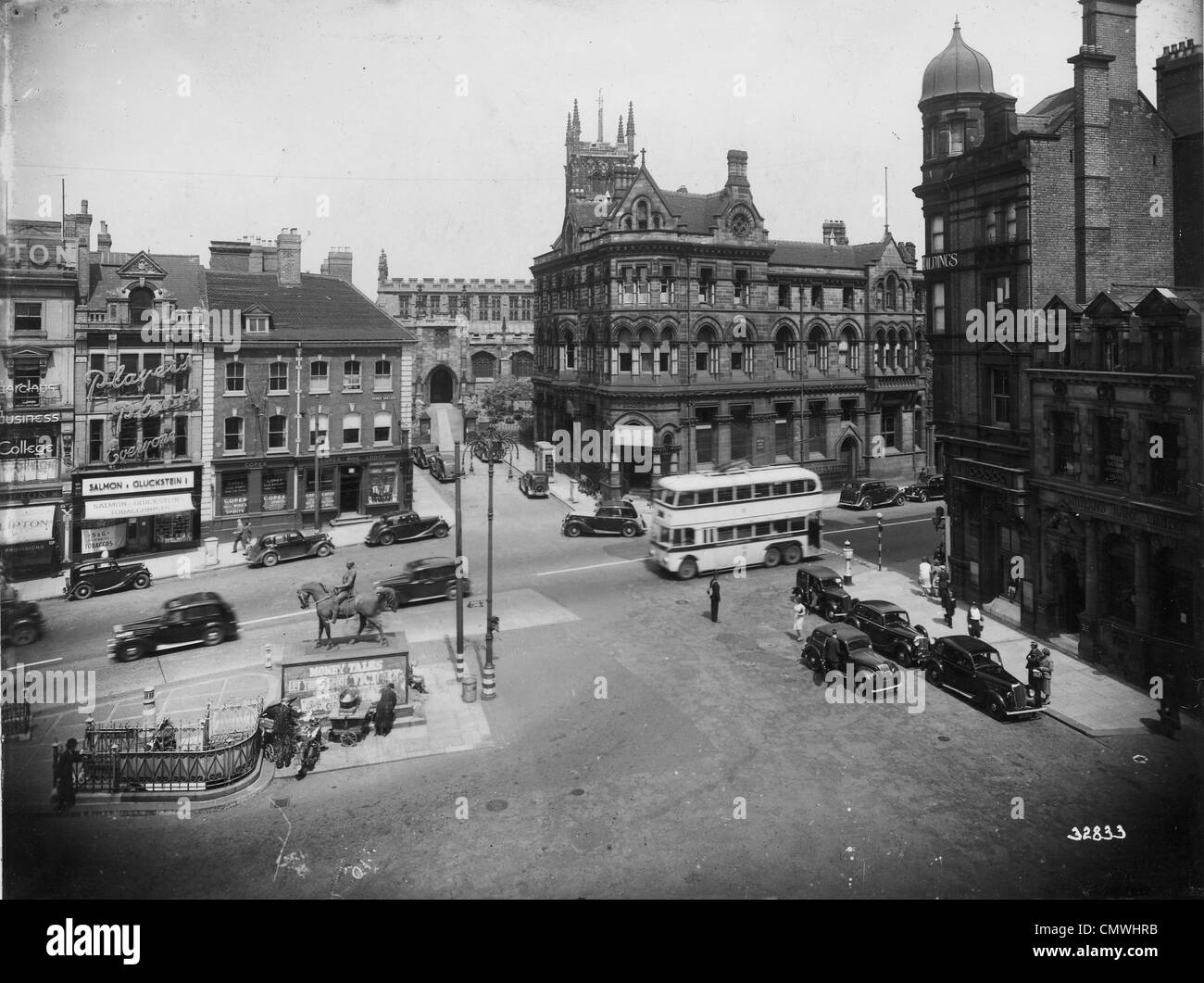Queen Square, Wolverhampton, 1939 - 1945. Queen Square during the years ...
