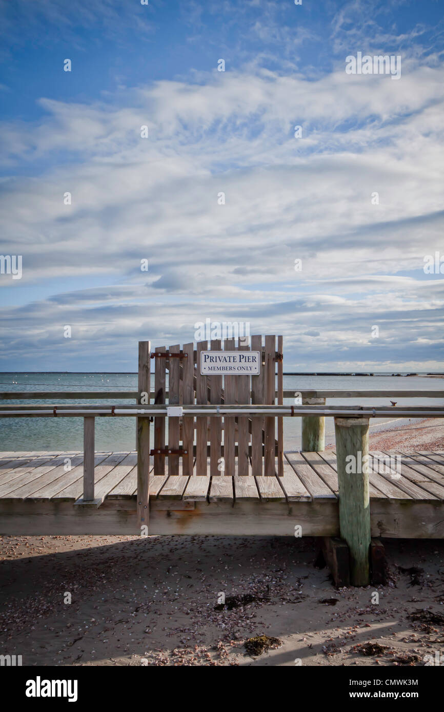 Vip gate hi-res stock photography and images - Alamy