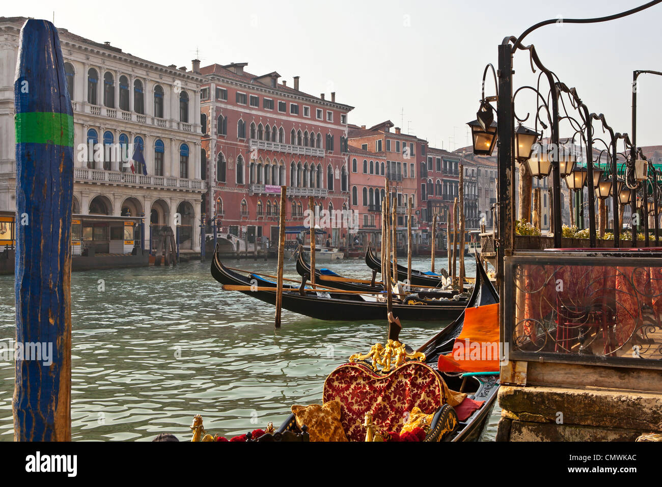 Venice grand canal boat hi-res stock photography and images - Alamy