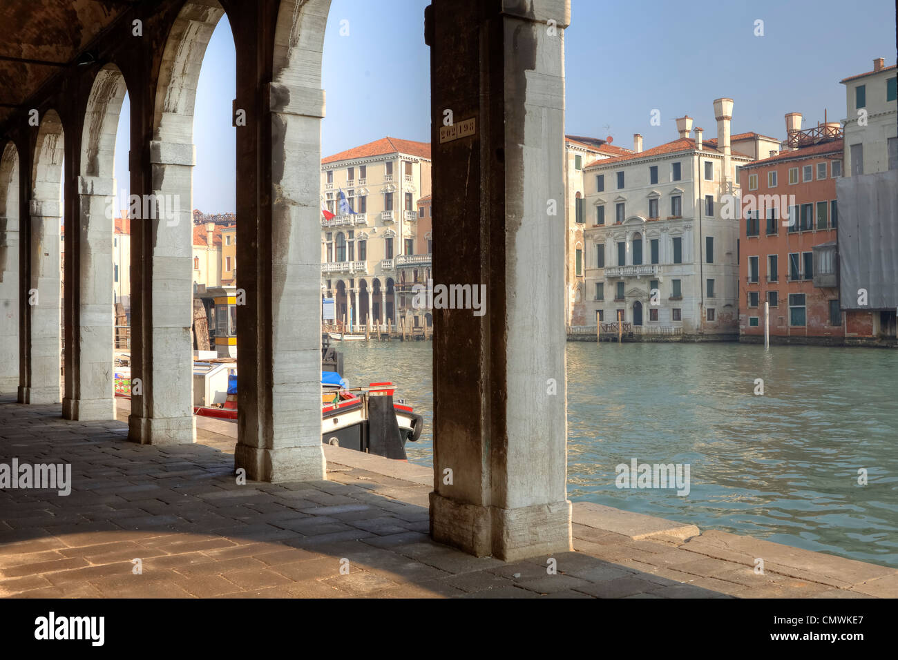 Palazzo grand canal hi-res stock photography and images - Alamy