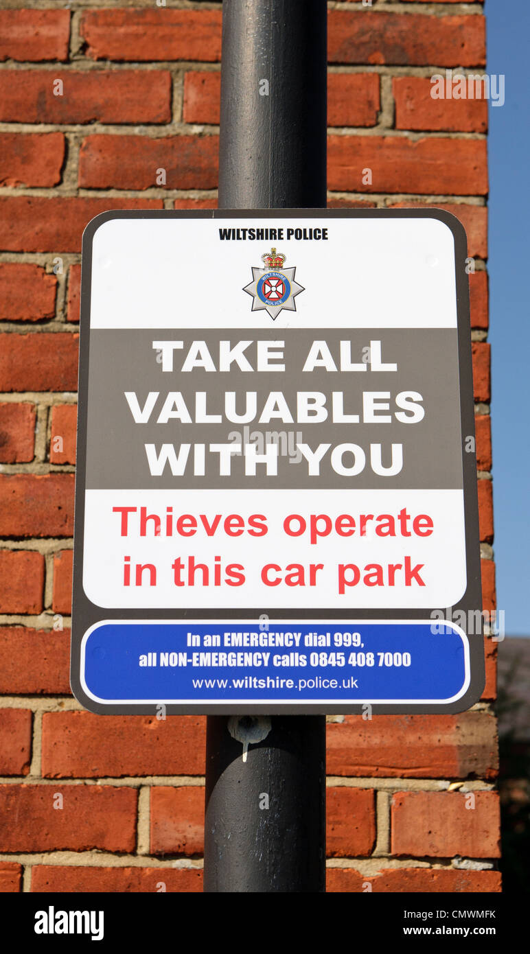 Police notice hi-res stock photography and images - Alamy