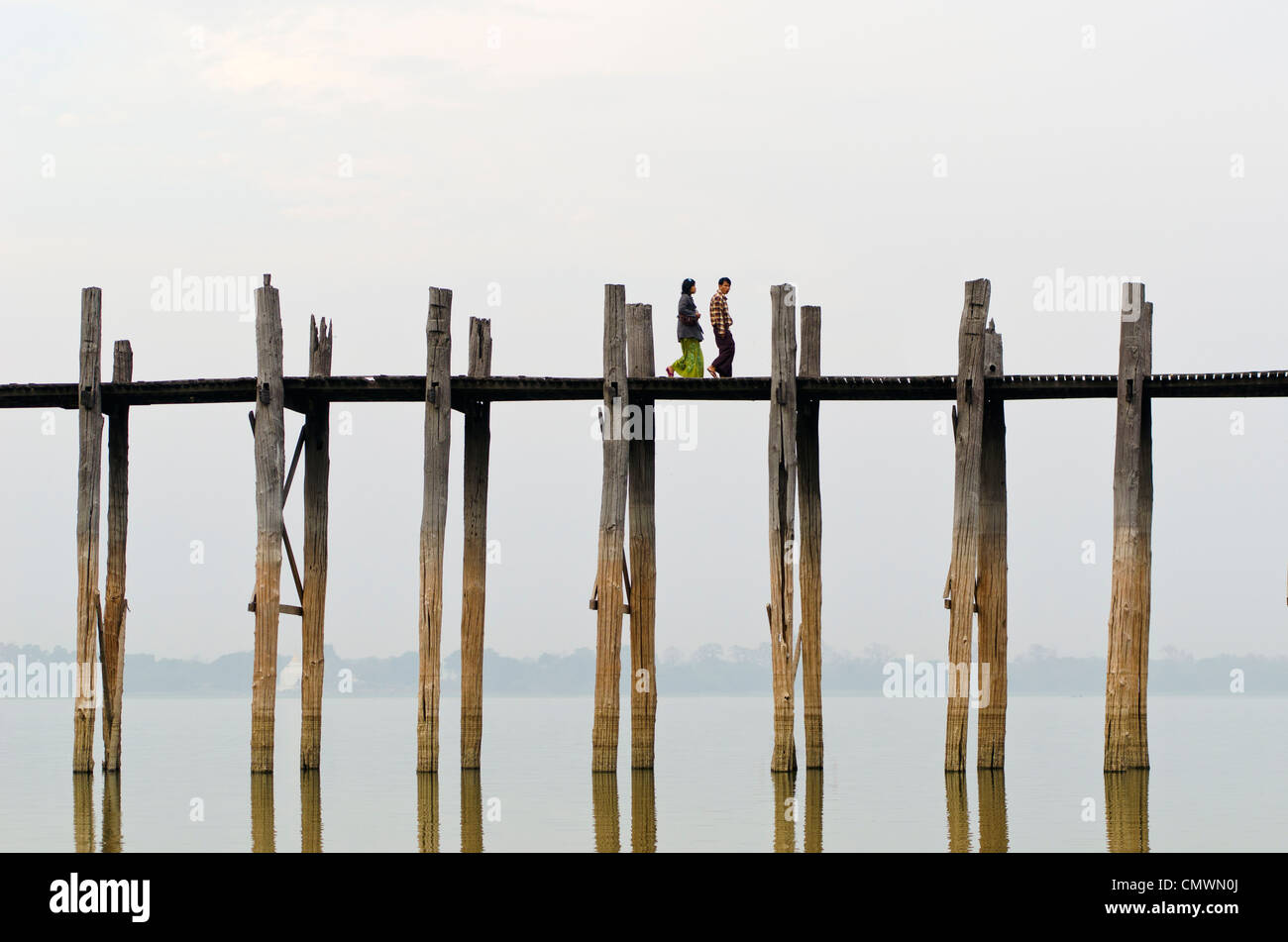 People crossing bridge myanmar hi-res stock photography and images - Alamy