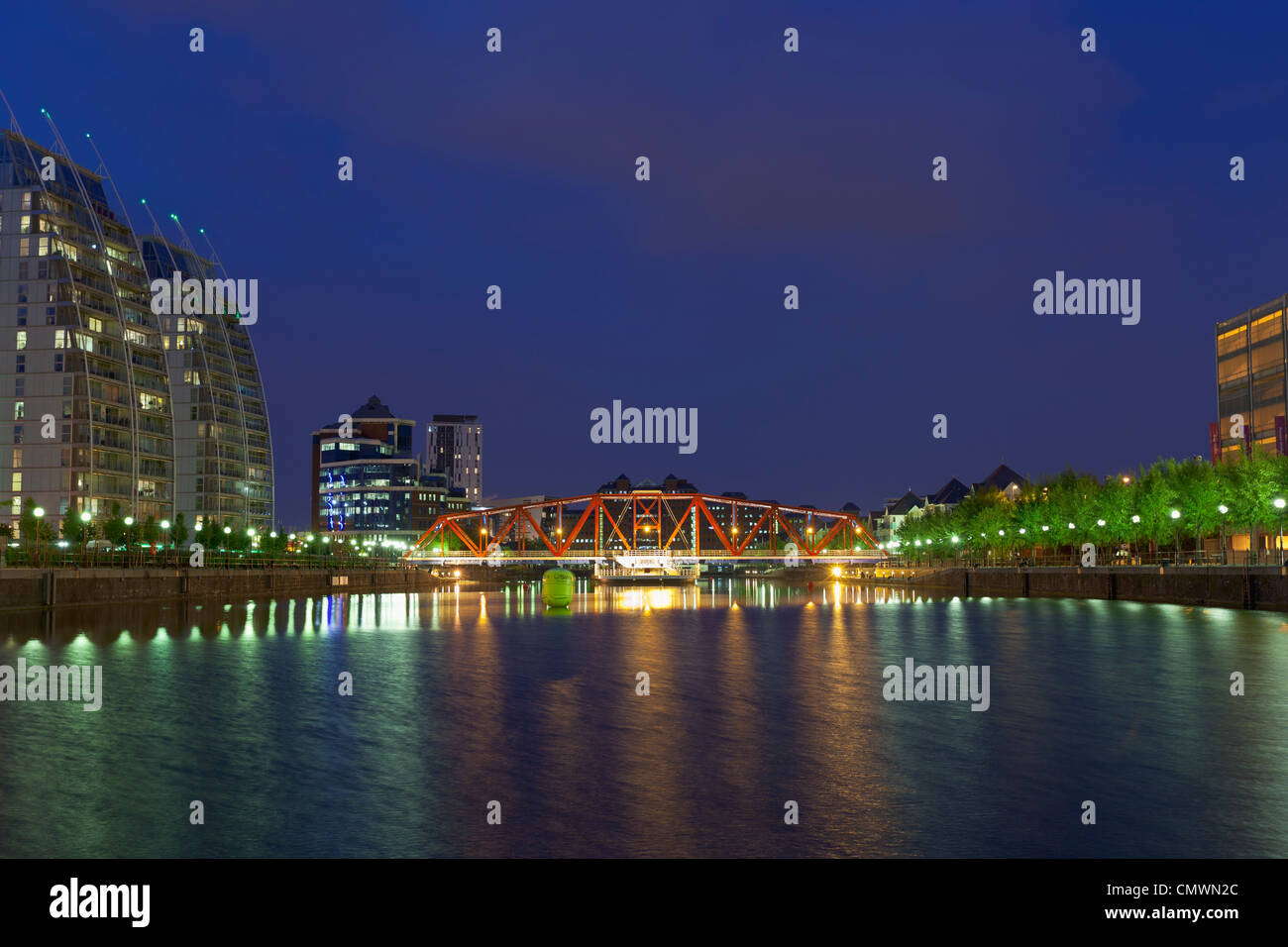 Detroit bridge at night, Salford Quays, Manchester Stock Photo - Alamy