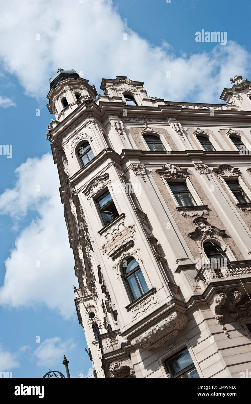 Outside building exterior shot hi-res stock photography and images - Alamy