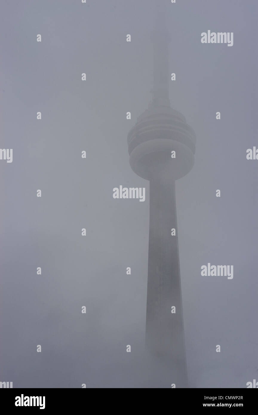 CN Tower in Heavy Fog, Toronto, Ontario Stock Photo - Alamy