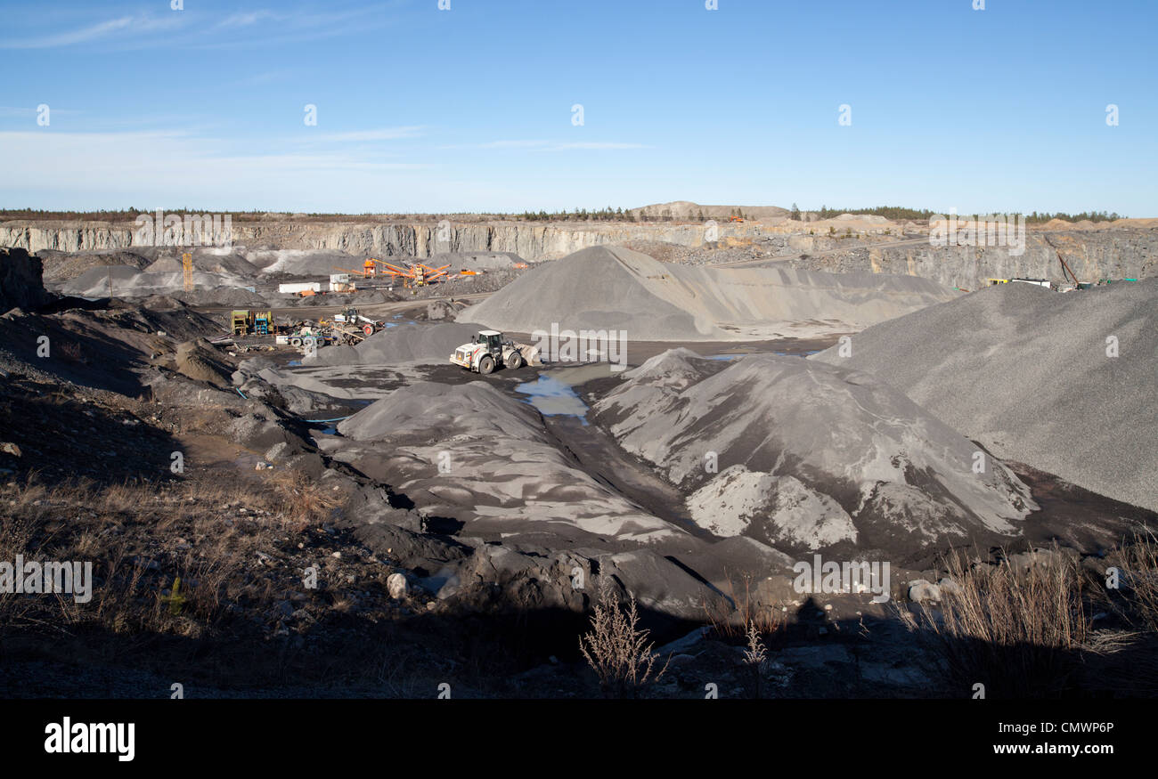 Quarrying process hi-res stock photography and images - Alamy