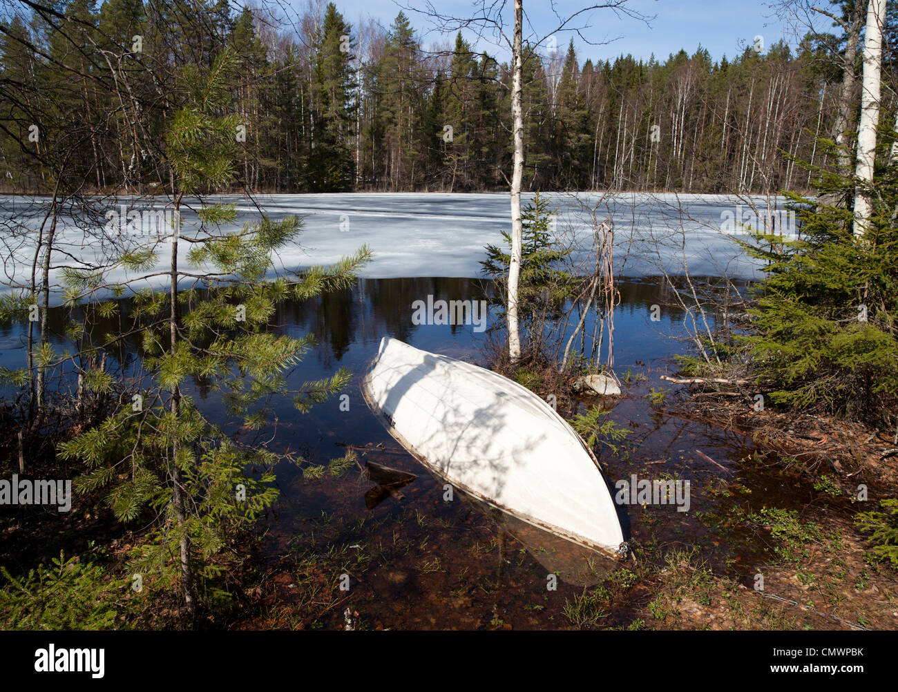 Small upturned rowing boat hi-res stock photography and images - Alamy