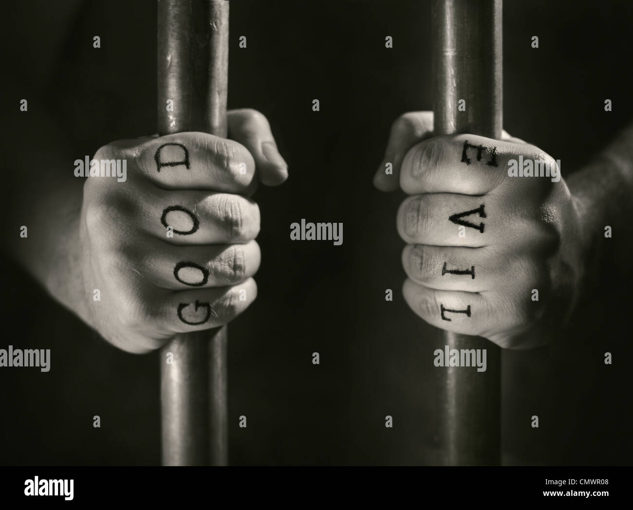 Prison bars and hands hi-res stock photography and images - Alamy