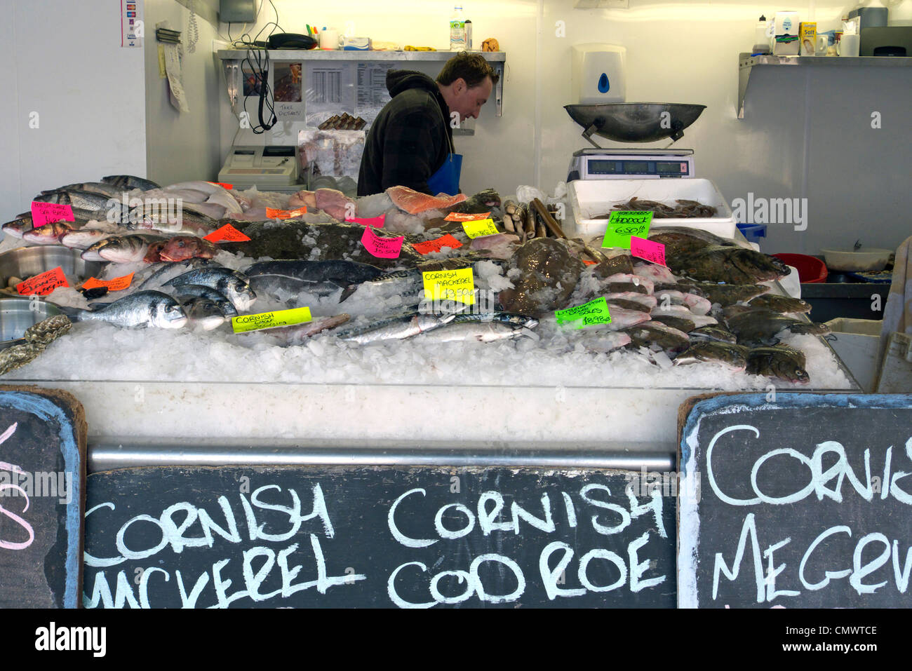 Display Of Wet Fish Stock Photos & Display Of Wet Fish Stock Images - Alamy