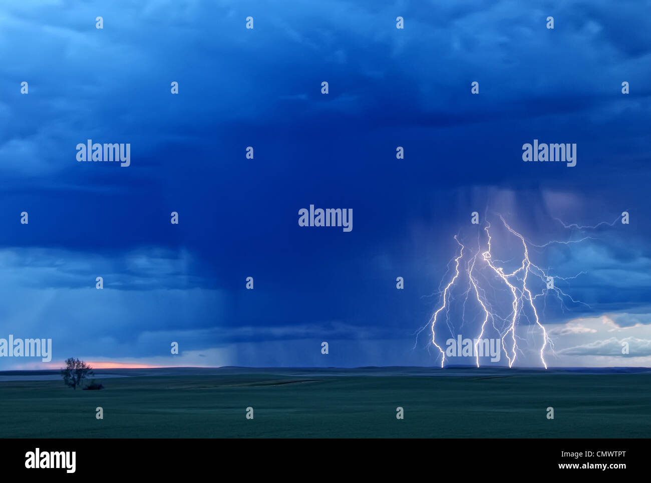Multiple lightning strikes during a storm near Val Marie, Saskatchewan ...