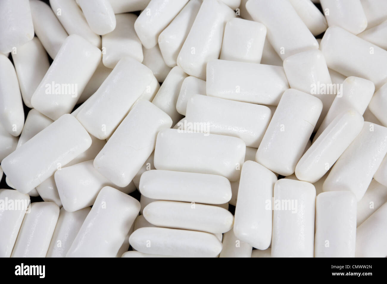closeup picture of a bunch of white gums Stock Photo - Alamy