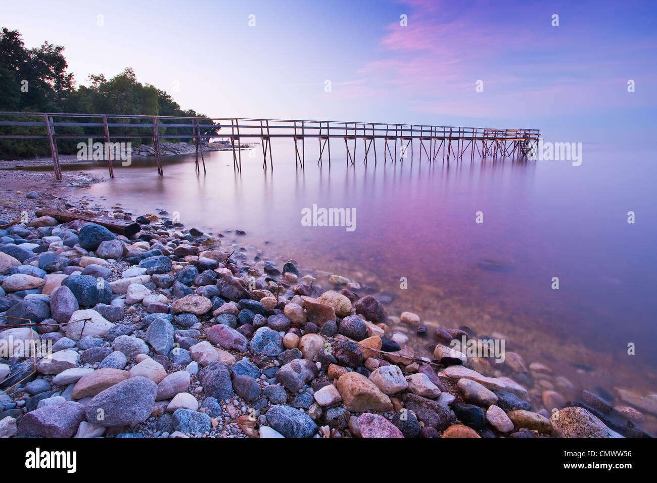 Pier and shoreline of Lake Winnipeg, Matlock, Manitoba Stock Photo - Alamy