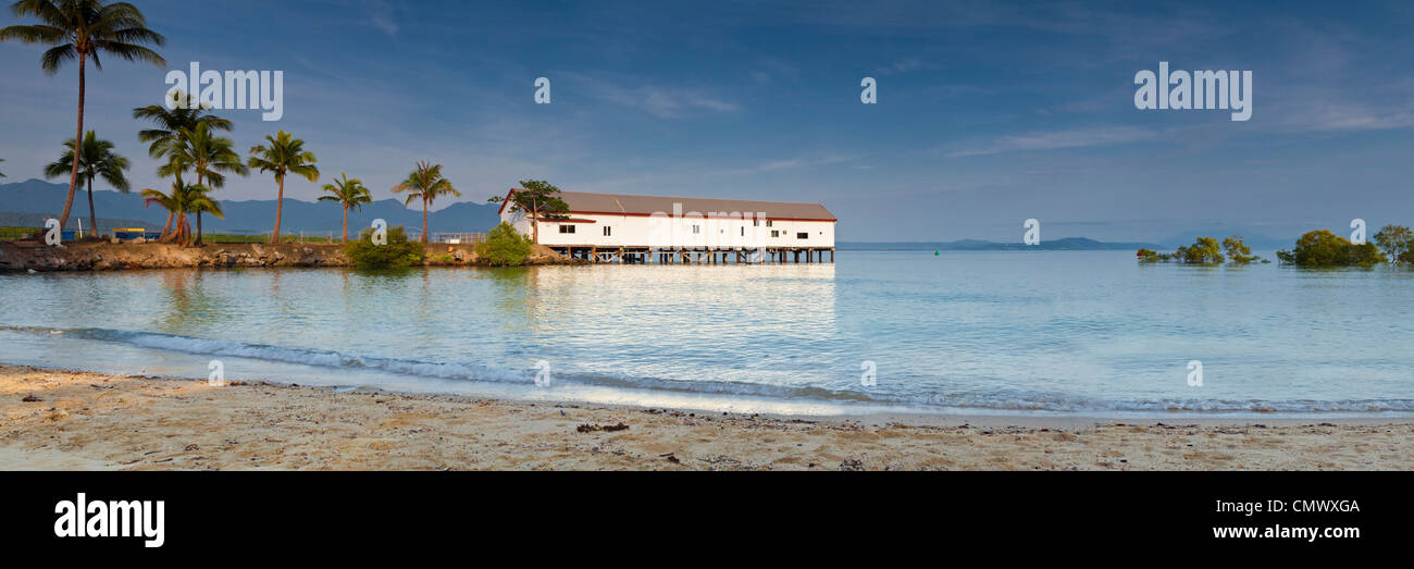 Sugar wharf at port douglas hi-res stock photography and images - Alamy