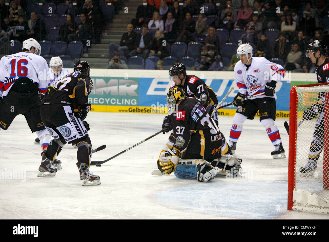 sports, ice hockey, Deutsche Eishockey Liga, 2011/2012, Krefeld ...