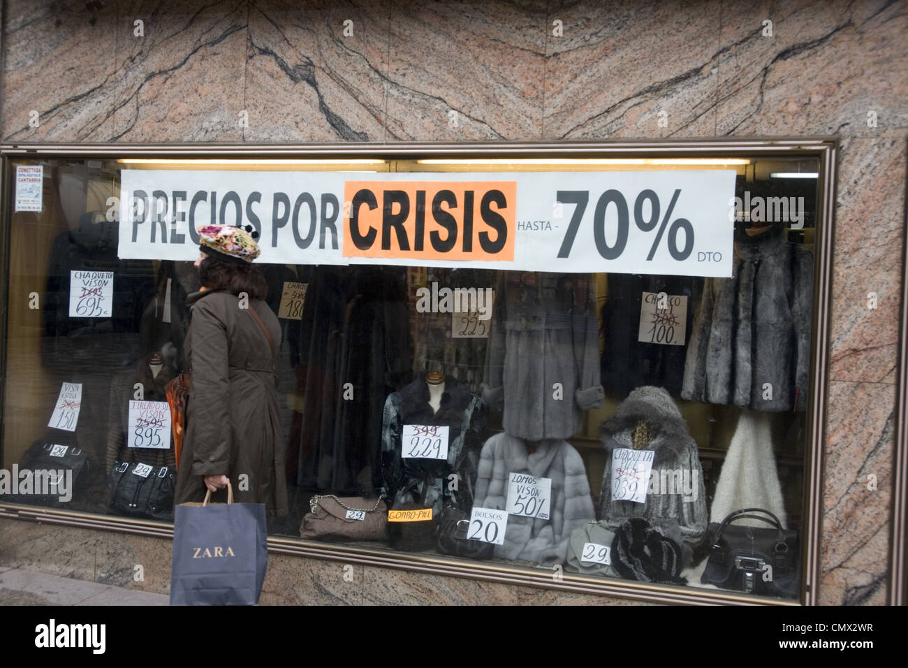 Santander shop hi-res stock photography and images - Alamy
