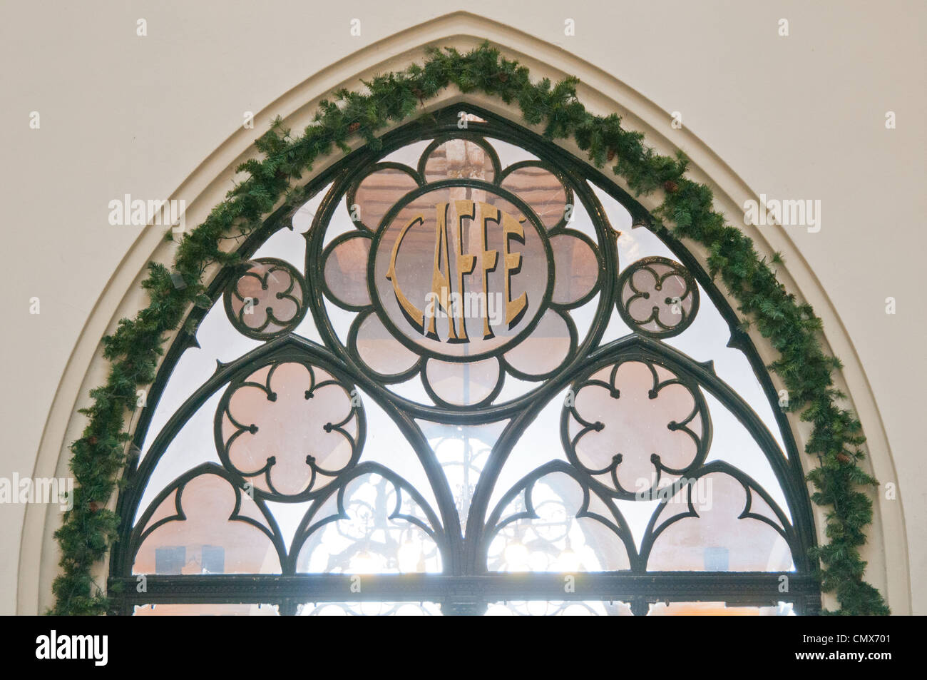 Ornate frame black hi-res stock photography and images - Alamy