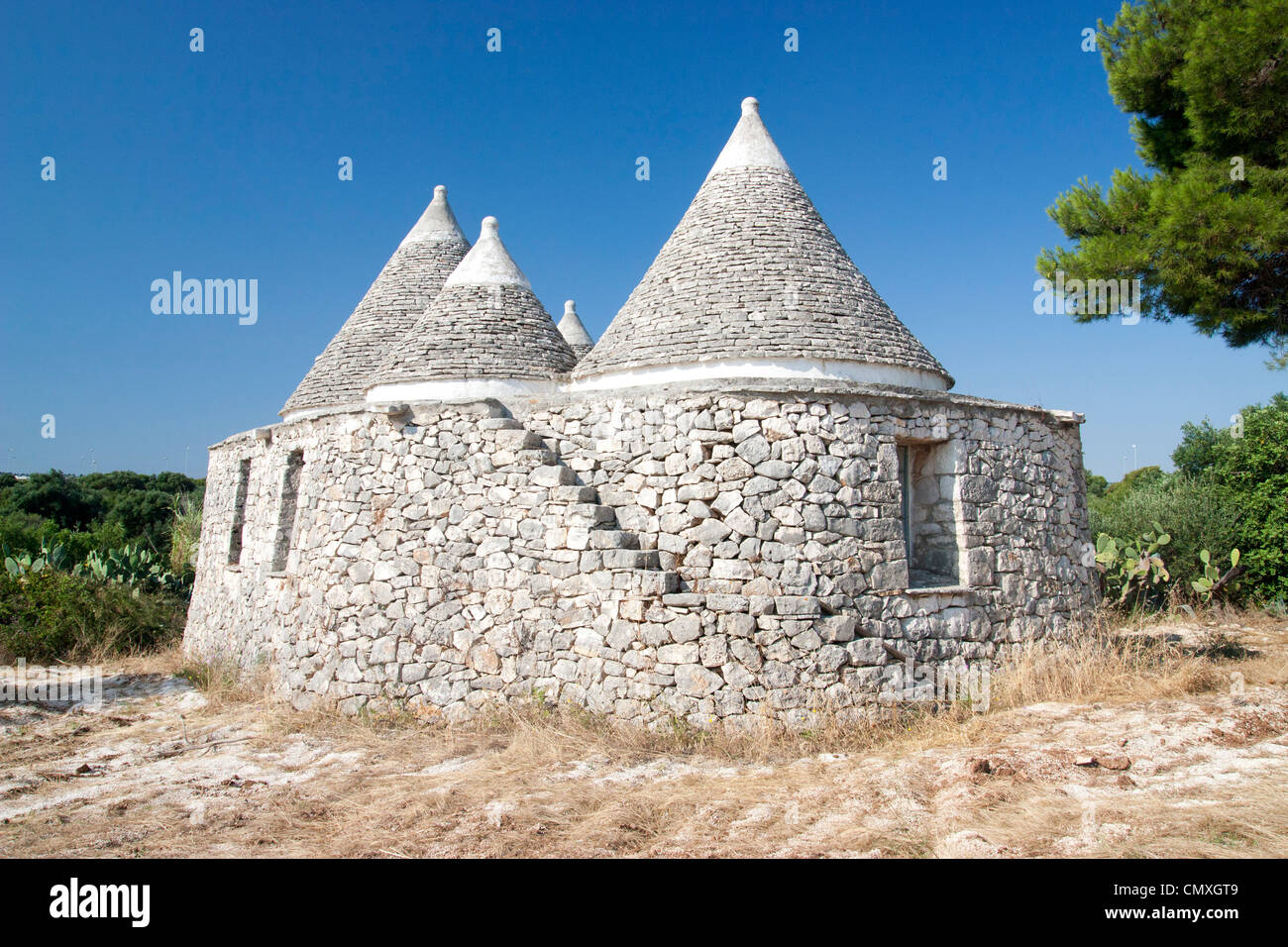Trullo trulli hi-res stock photography and images - Alamy