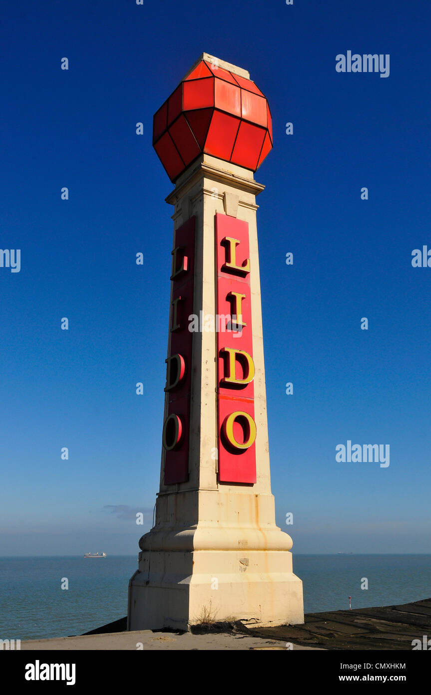 Lido in Cliftonville, near Margate, Kent, England Stock Photo - Alamy
